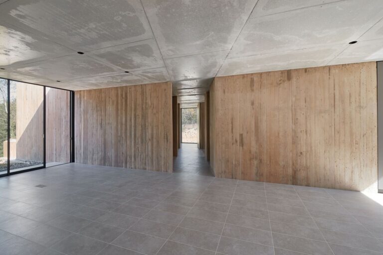 Límit House Embracing the Catalan Landscape - artziit.com